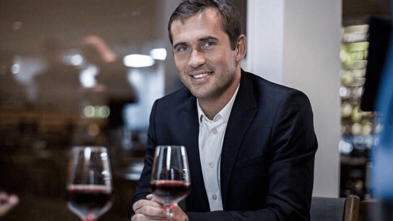 Russian Men- Meeting, Dating, and More (LOTS of Pics)