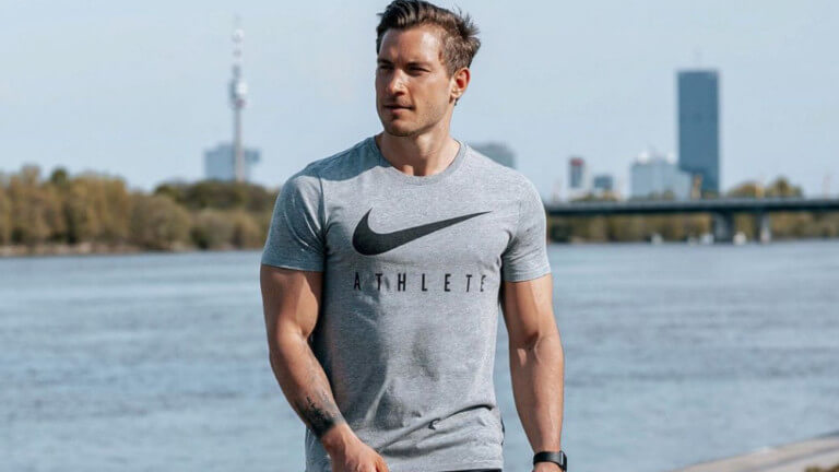 Austrian Men- Meeting, Dating, and More (LOTS of Pics)