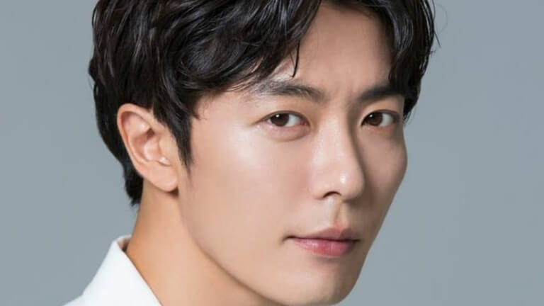 Korean Men - Meeting, Dating, and More (LOTS of Pics)