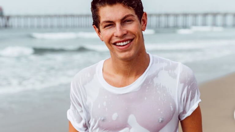 American Men - Meeting, Dating, and More (LOTS of Pics)