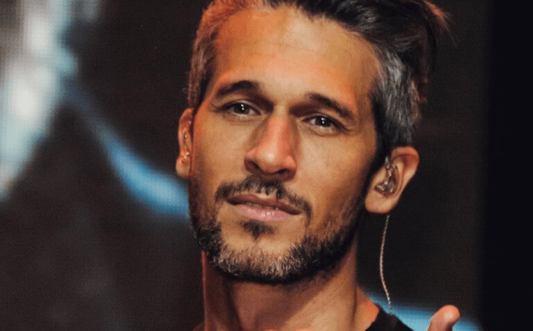 Argentinian Men – Meeting, Dating, and More (LOTS of Pics)