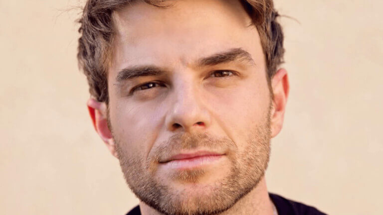 Australian Men – Meeting, Dating, and More (LOTS of Pics)