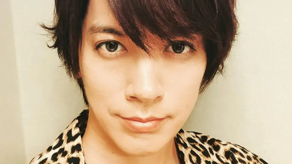 Japanese Men - Meeting, Dating, and More (LOTS of Pics)