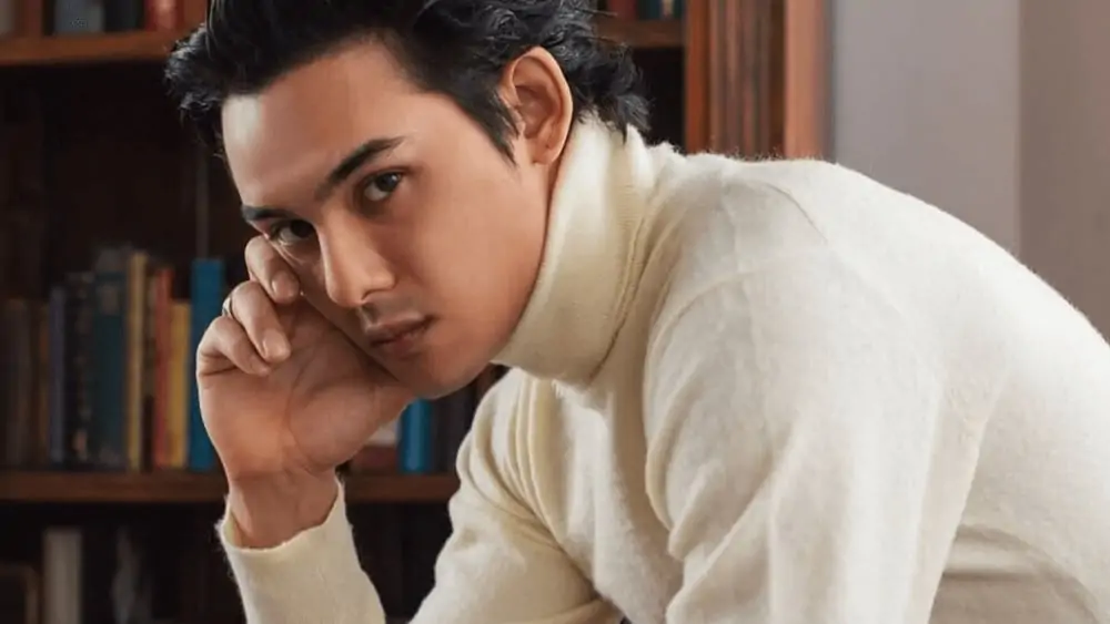 Japanese Men - Meeting, Dating, and More (LOTS of Pics)