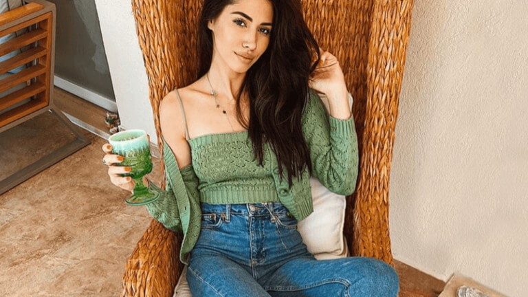 Turkish Women – Meeting, Dating, and More (LOTS of Pics)