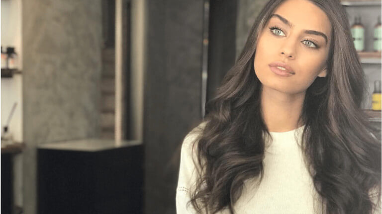 Turkish Women – Meeting, Dating, and More (LOTS of Pics)