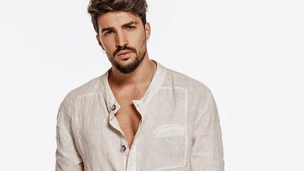 Italian Men Guide – Meeting, Dating, and More (LOTS of Pics)