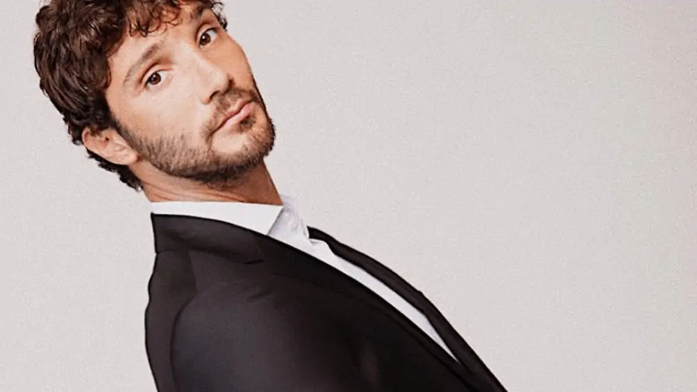 Italian Men Guide – Meeting, Dating, and More (LOTS of Pics)