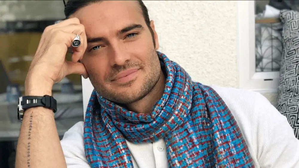 Italian Men Guide – Meeting, Dating, and More (LOTS of Pics)