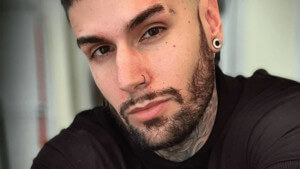 Spanish Men – Meeting, Dating, and More (LOTS of Pics)