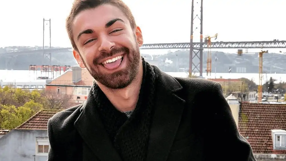 Dutch Men - Meeting, Dating, and More (LOTS of Pics)