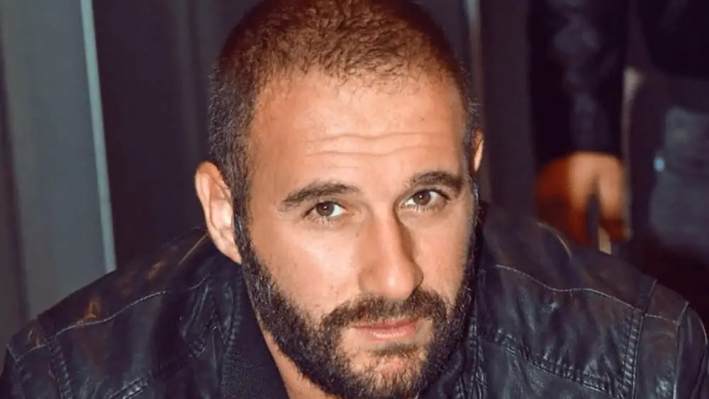 Lebanese Men: Meeting, Dating, & More (All You Need to Know)